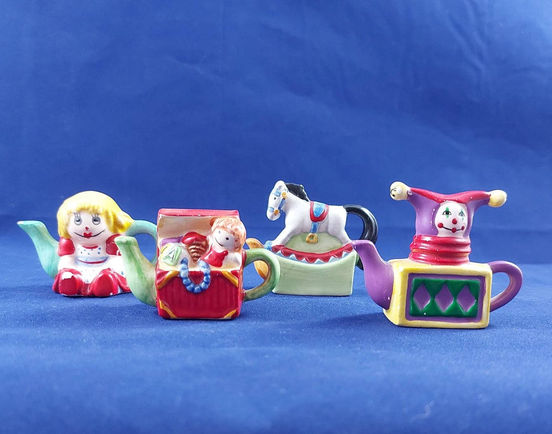 Red Rose Miniature Tea Pots/vintage Red Rose Tea Miniature Tea Pots ...