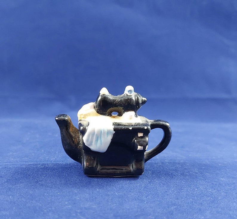 Red Rose Miniature Tea Pots/vintage Red Rose Tea Miniature Tea - Etsy