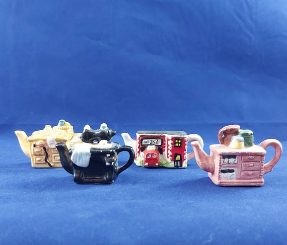 Red Rose Miniature Tea Pots/vintage Red Rose Tea Miniature Tea - Etsy