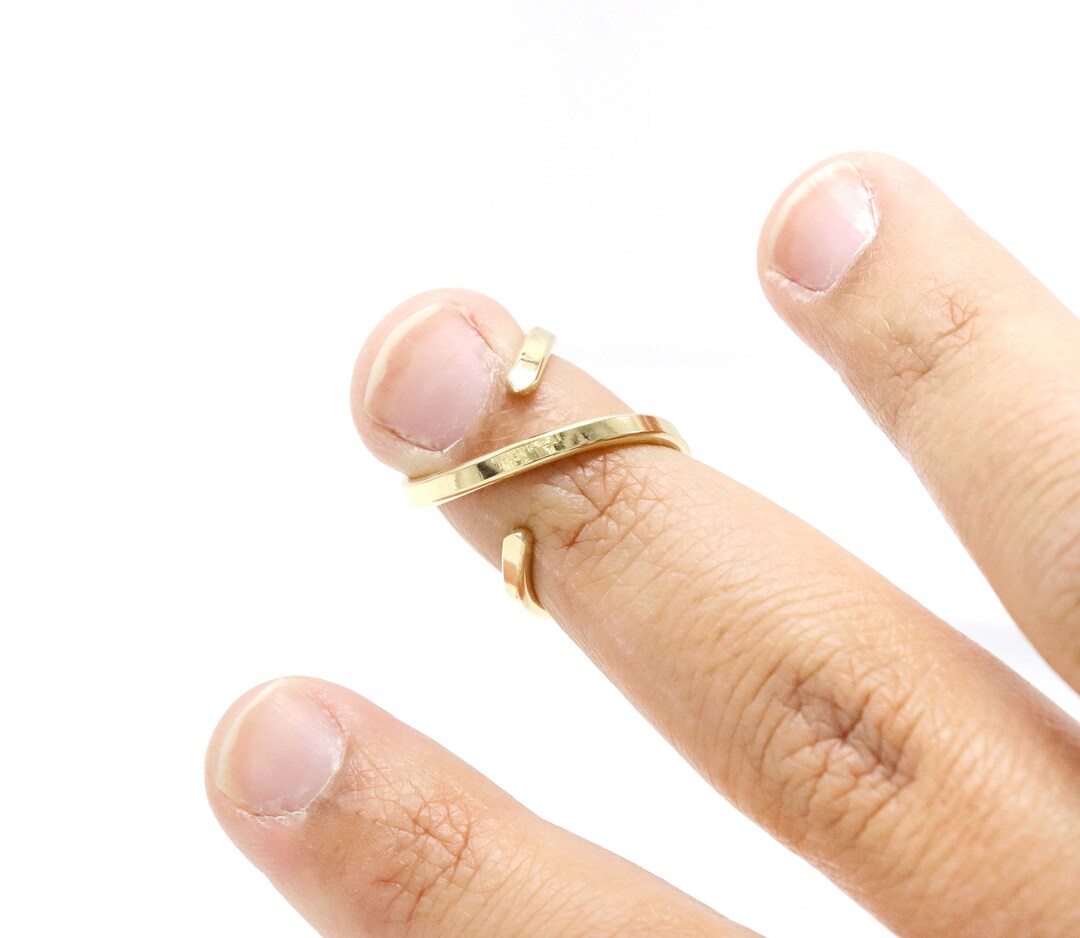 Mallety Splint Ring in Yellow Gold Fill Mallet Finger Ring Trigger ...