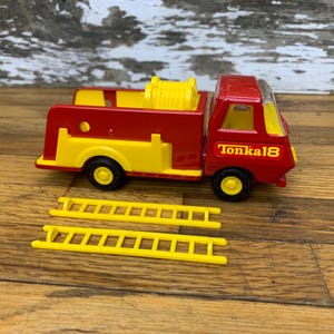Vintage Mini Tonka Fire Engine Pumper Truck With Ladders - Yellow Rims ...