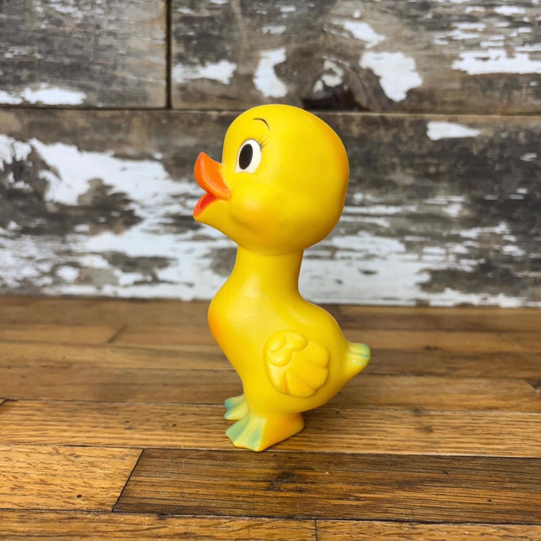 Vintage Rubber Duck Squeak Toy - Made by Easter Unlimited - 1960s Made ...
