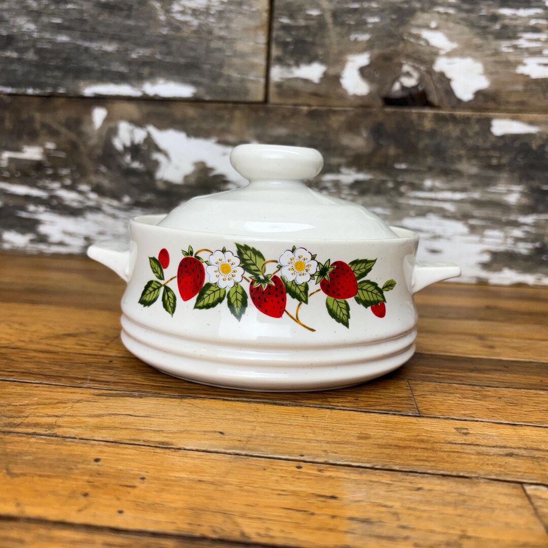 Sheffield Strawberries & Cream Stoneware Small Dish With Lid Retro ...