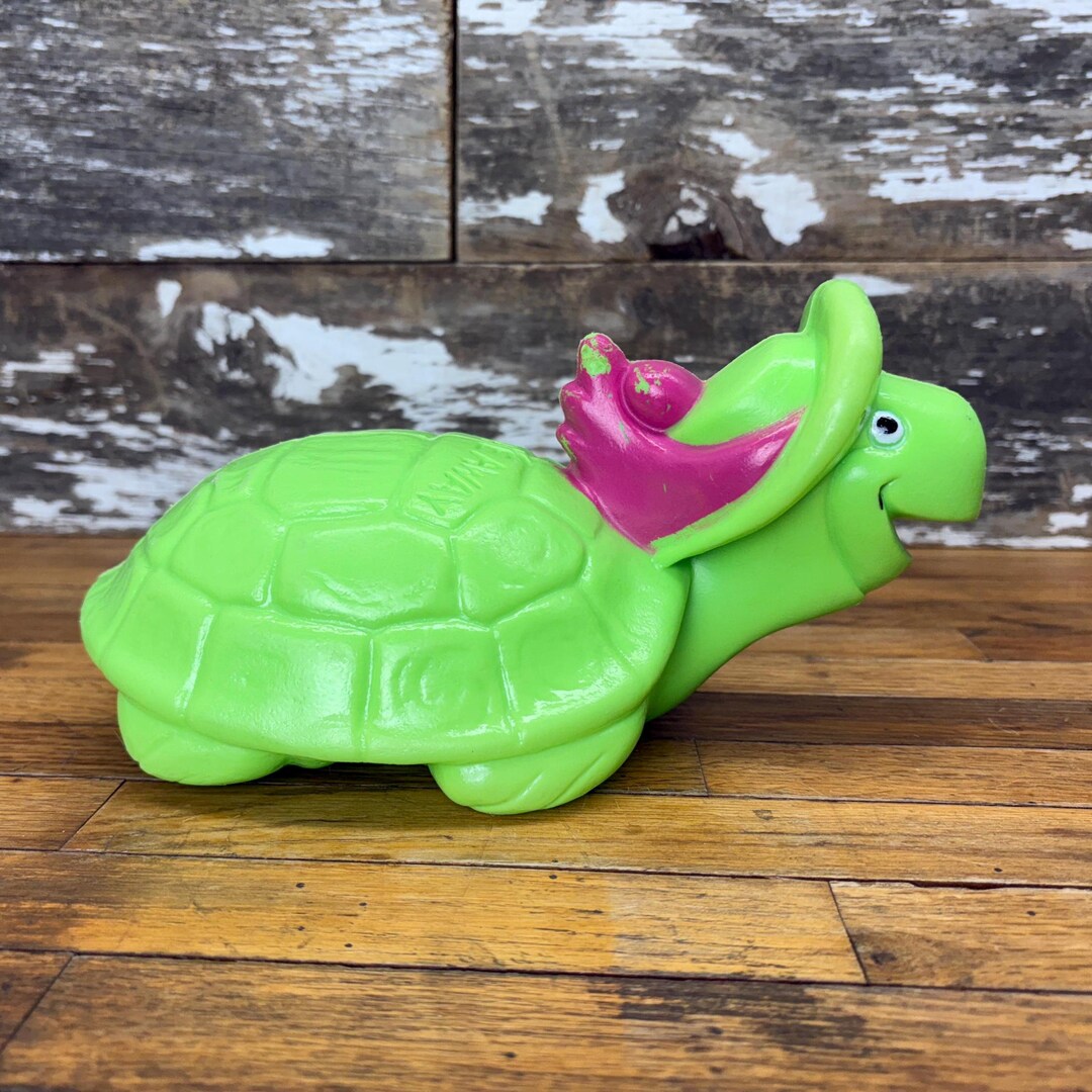 Vintage Hanna Barbera Touché Turtle Bath Bottle Toy - 1960s Touché ...