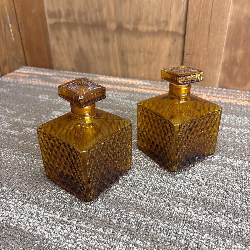 Square Cut Glass Decanter - Etsy