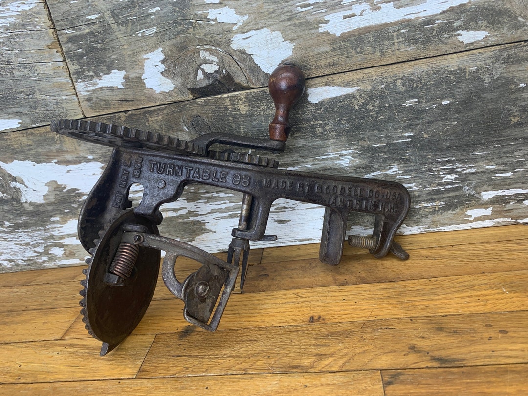 Antique Apple Peeler Goodell Co. turn Table 98 Apple Peeler 1890s Cast ...