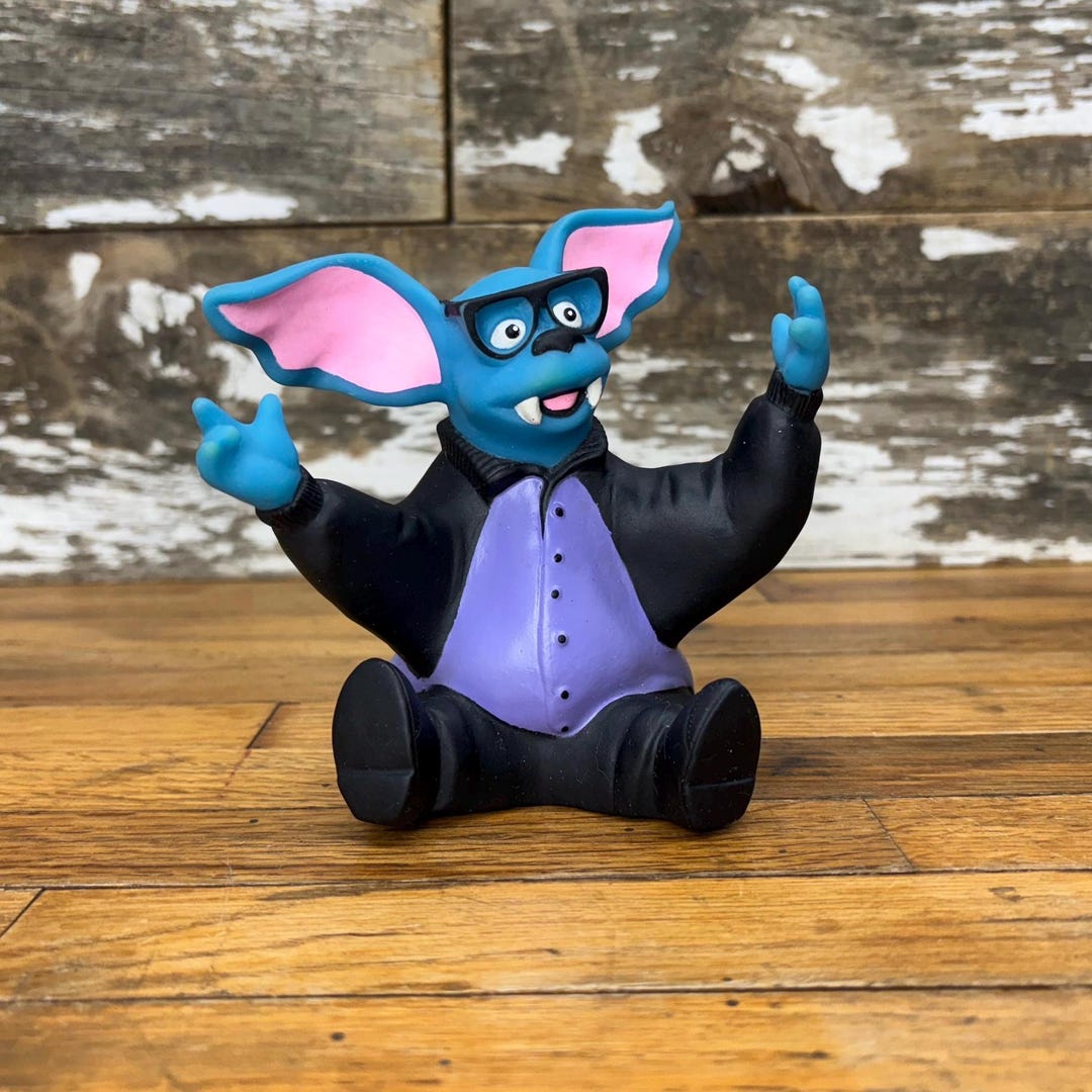 1990 MTV Eureka's Castle Hand Puppet - Batley the Bat - Vintage Pizza ...