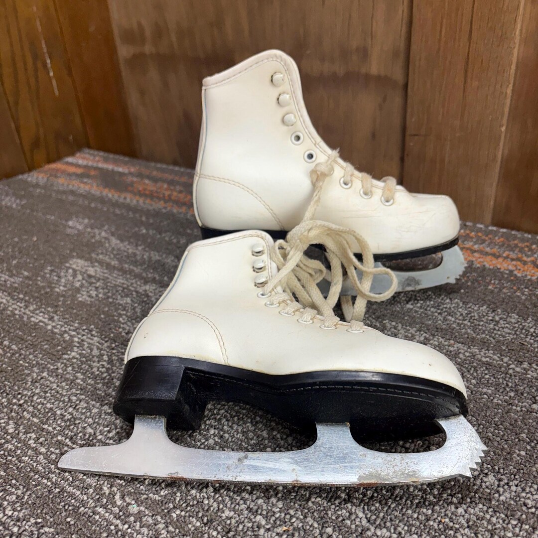 Vintage White Leather Imperial Youth Ice Skates - Decoration, Crafting ...