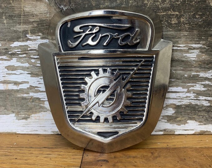 1970s Decorative Wall Mounted 1950s Ford F100 Chrome Metal Logo Emblem ...