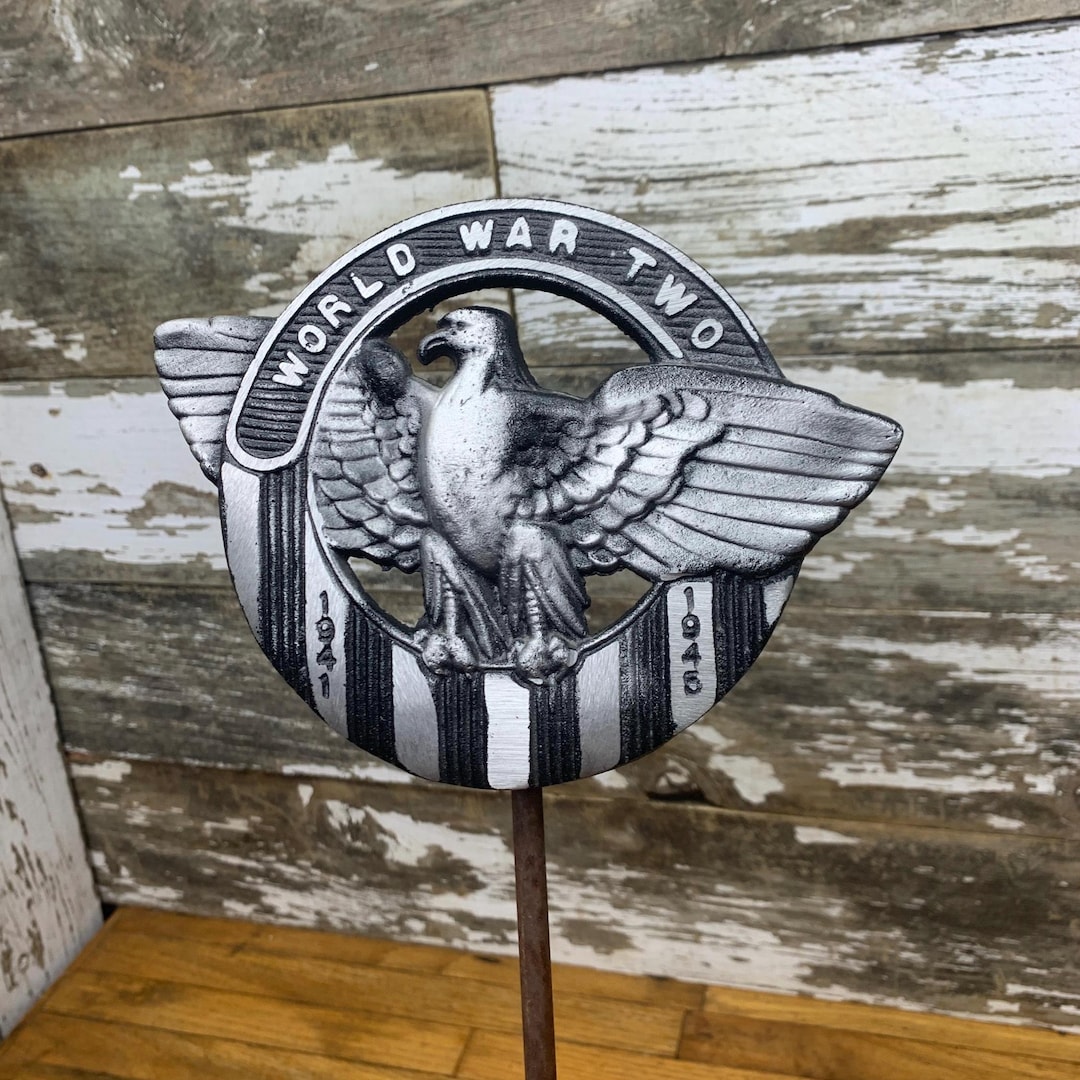 Cast Aluminum World War Two Eagle Flag Holder, Garden or Grave Flag ...