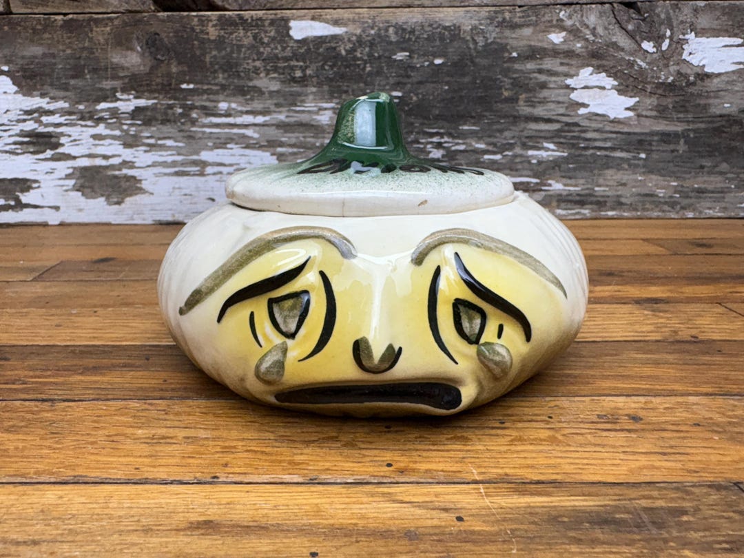 1950’s Ceramic Crying Onion Jar With Lid - Anthropomorphic Onion Dish ...