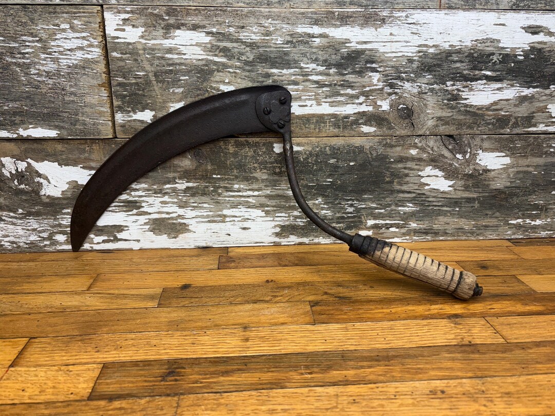 Primitive Rusty Sickle, Hand Scythe Three Leaf Clover/clubs Stamp ...