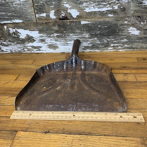 Vintage Rustic Black Metal Dust Pan Industrial Pressed Steel 12 Wide - Etsy