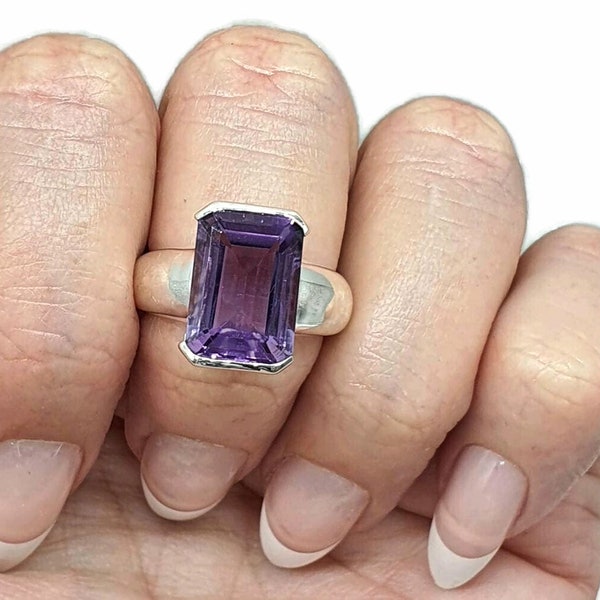 Emerald Protection Ring - Etsy