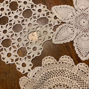 Vintage CROCHET Doilies Set of 8 - Etsy