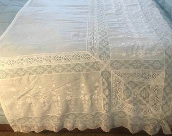Vintage Bed Linens - Etsy