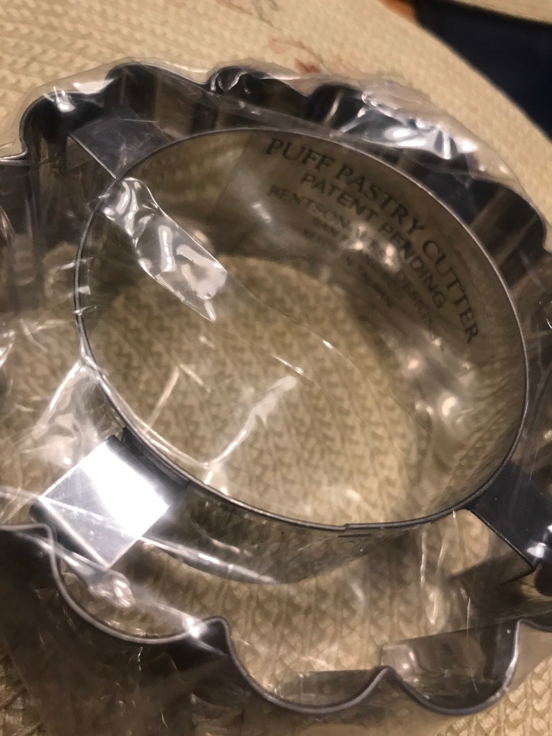 Vintage Quick-eze Stainless Steel Flower Pastry Cutter Baking - Etsy