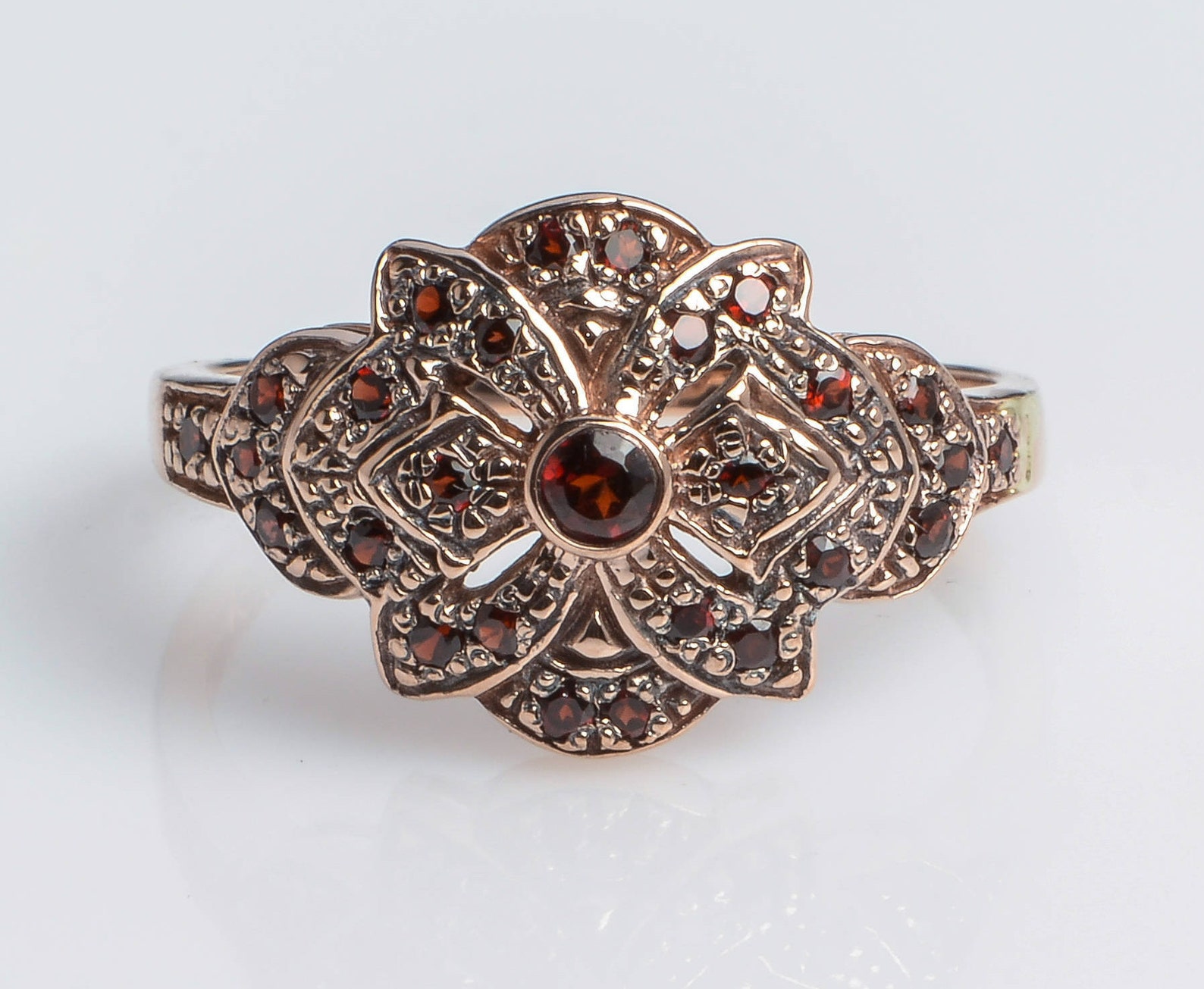 Star Shaped Ring With Garnet in 14K Rose Gold - Gemstone Ring for Women ...