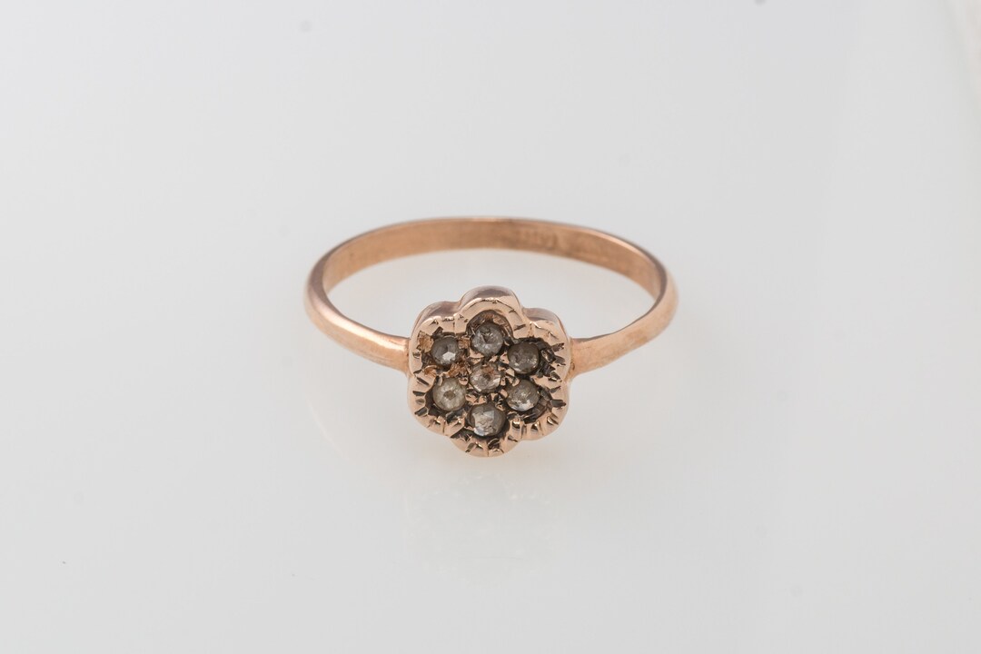 Raw Diamonds Flower Ring - Small Floral Diamond Ring - Minimalist Ring ...