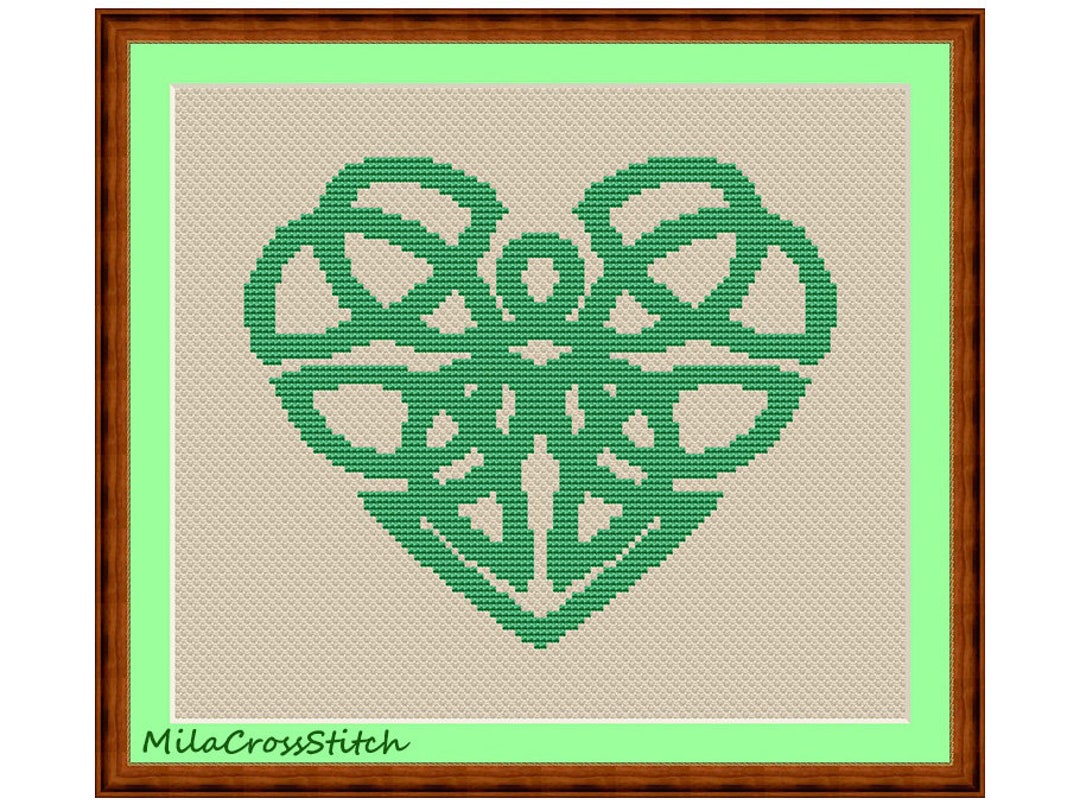 Celtic Heart Cross Stitch Pattern. St. Patrick’s Day Counted Design ...