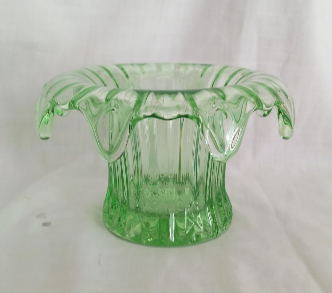 Vintage Art Deco Sowerby Iris Vase Green Glass 6.5 X 4 - Etsy
