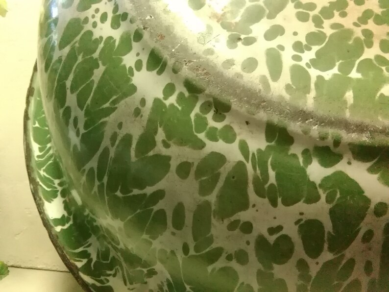 Small Enamel Basin Green Vintage Basin Old Bowl | Etsy