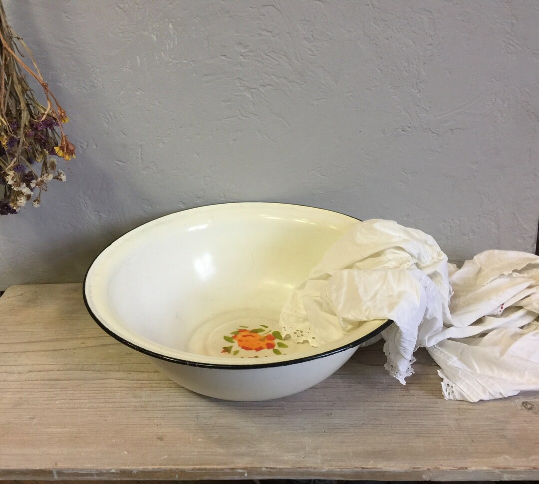 Old Enamel Wash Basin, White Wash Basin, Old Vintage Sink, Kitchen ...