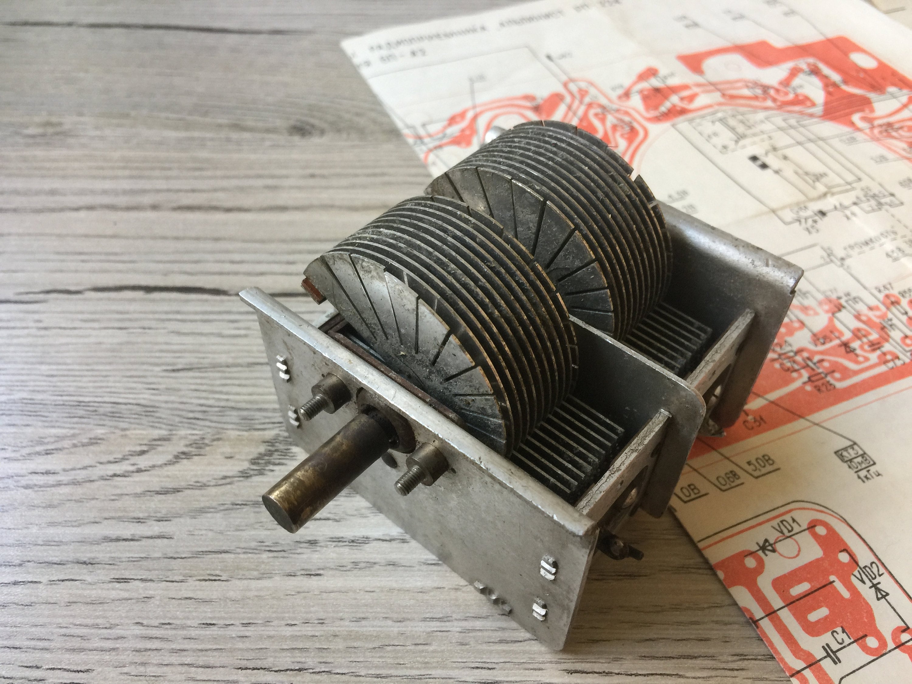 ALPS Japan Air Variable Capacitor 5 Gang Meshed 20-360pf AM FM ...