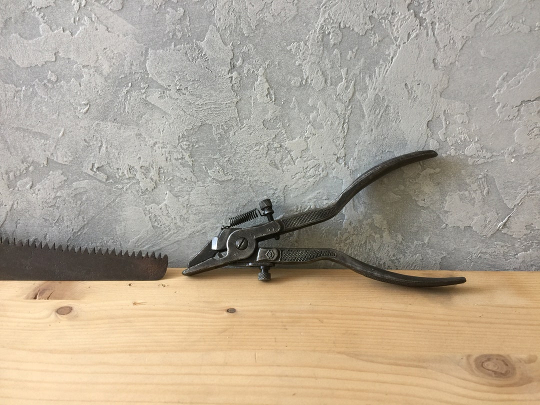 Hand Saw Reversing Tool, Hand Saw Tooth Bender, Vintage Pliers, Old ...