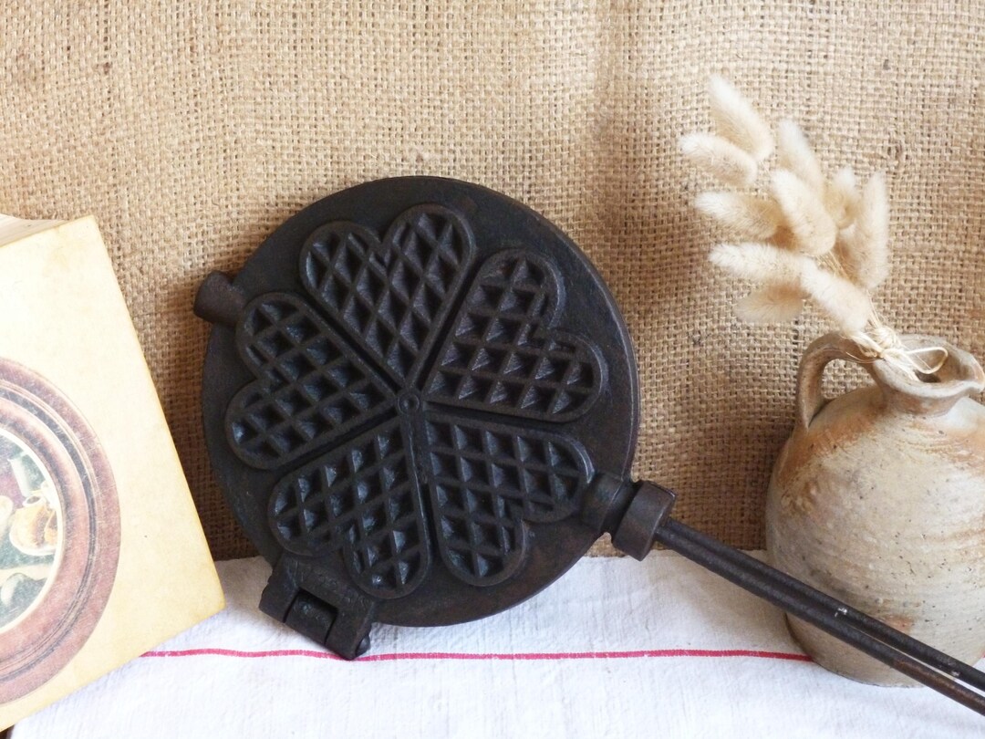 Antique Cast Iron Waffle Iron, Antique Cast Iron Waffle Iron, Vintage ...