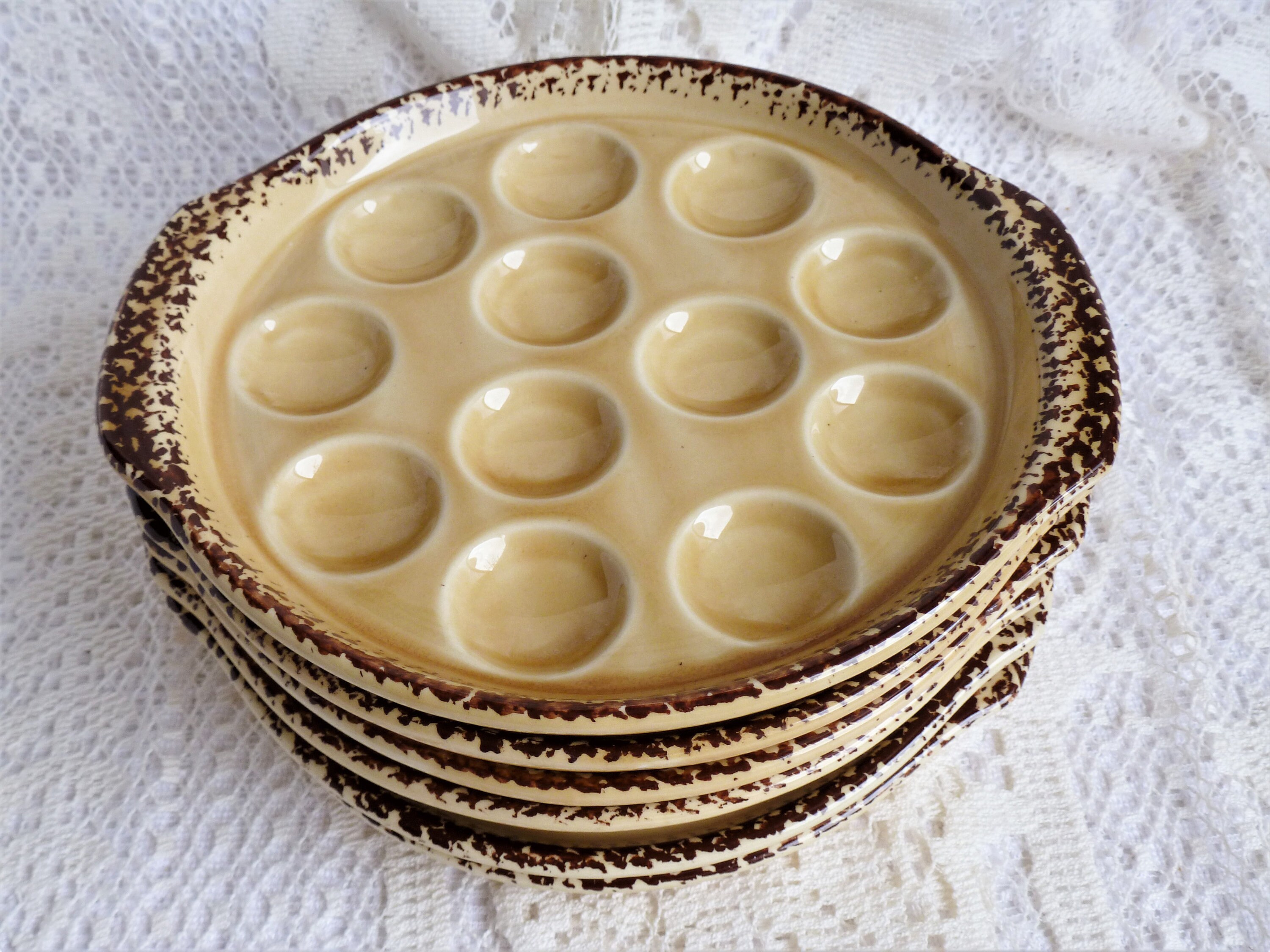 2 ceramic snail plates snail service snail dish snail mold | Etsy