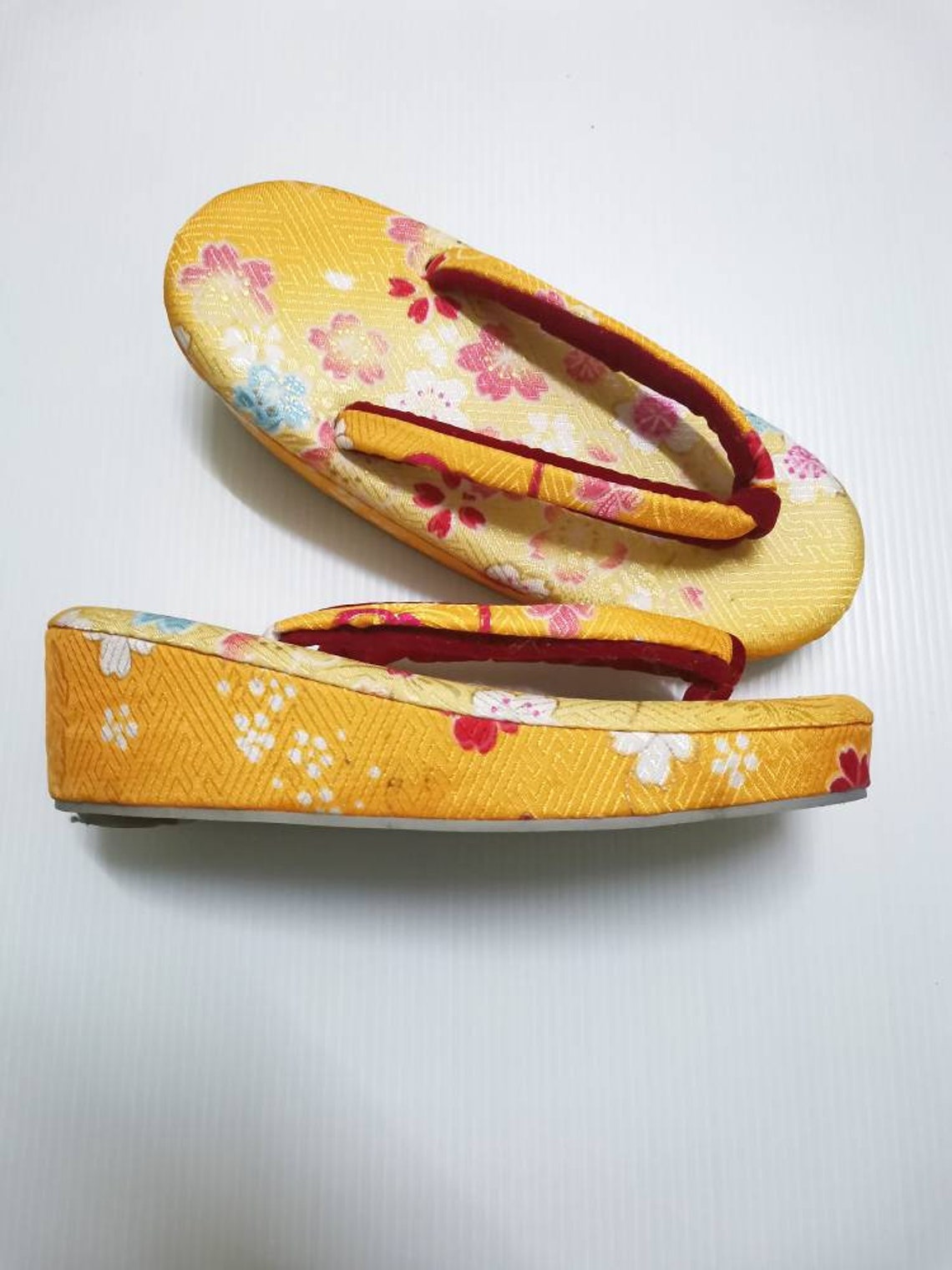 Japanese Traditional Yellow Orange Zori Geta Sandal Slipper Geta Shoes ...