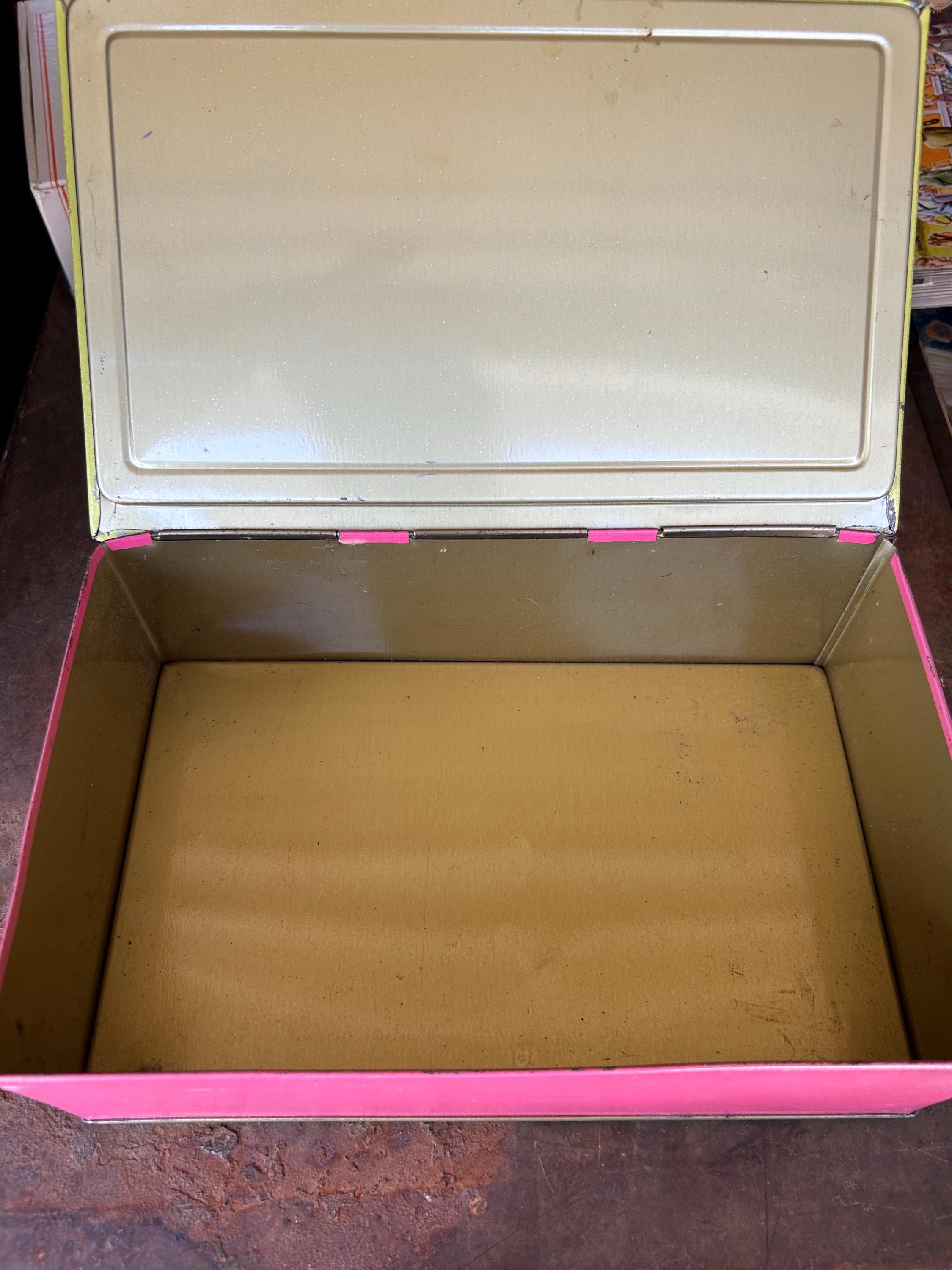 Vintage Barton’s Ballerina 1949 Chocolatiers Tin. Pink and Yellow With ...