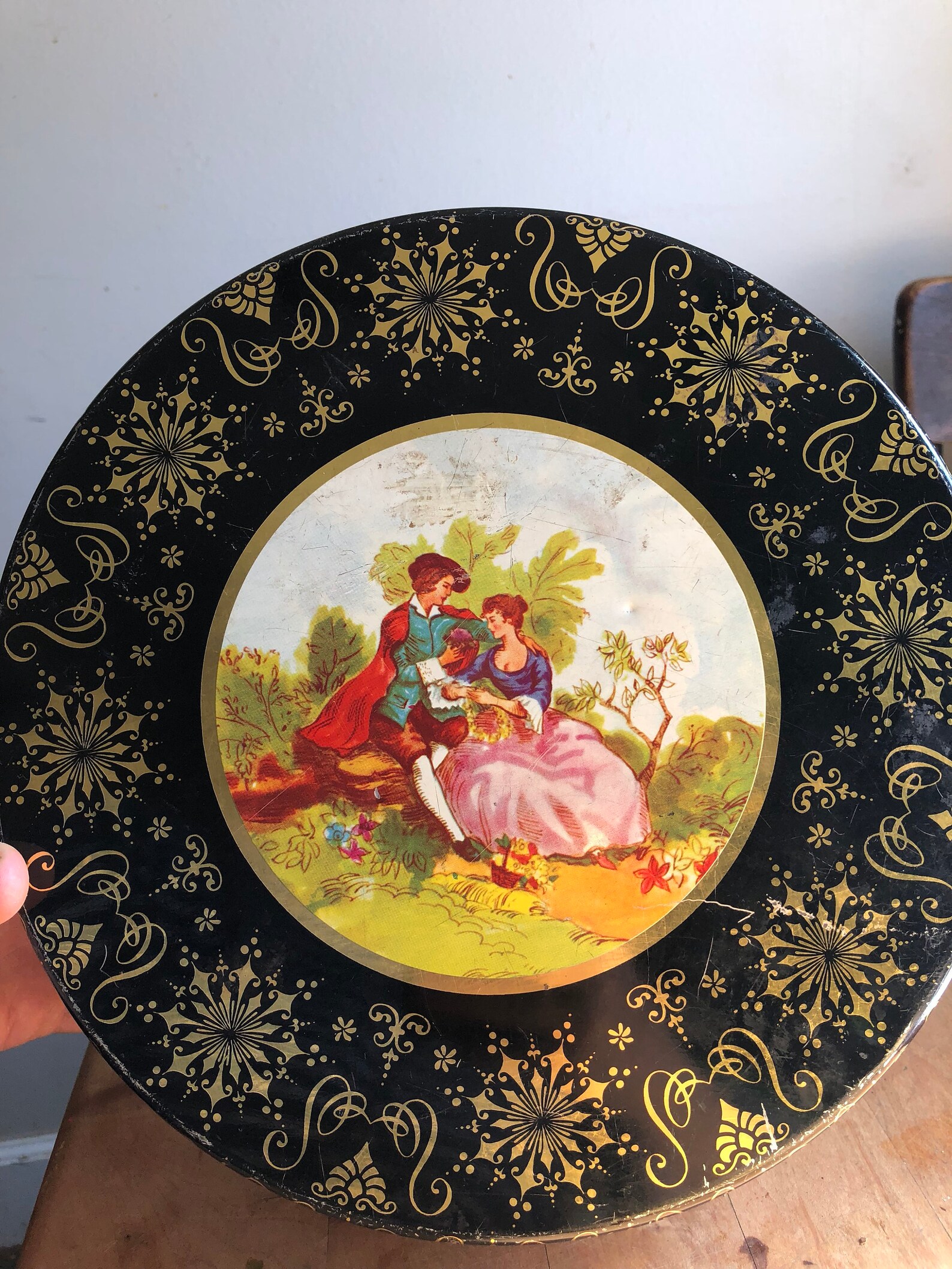 Black and Gold Canister With Victorian Couple on the Front. - Etsy