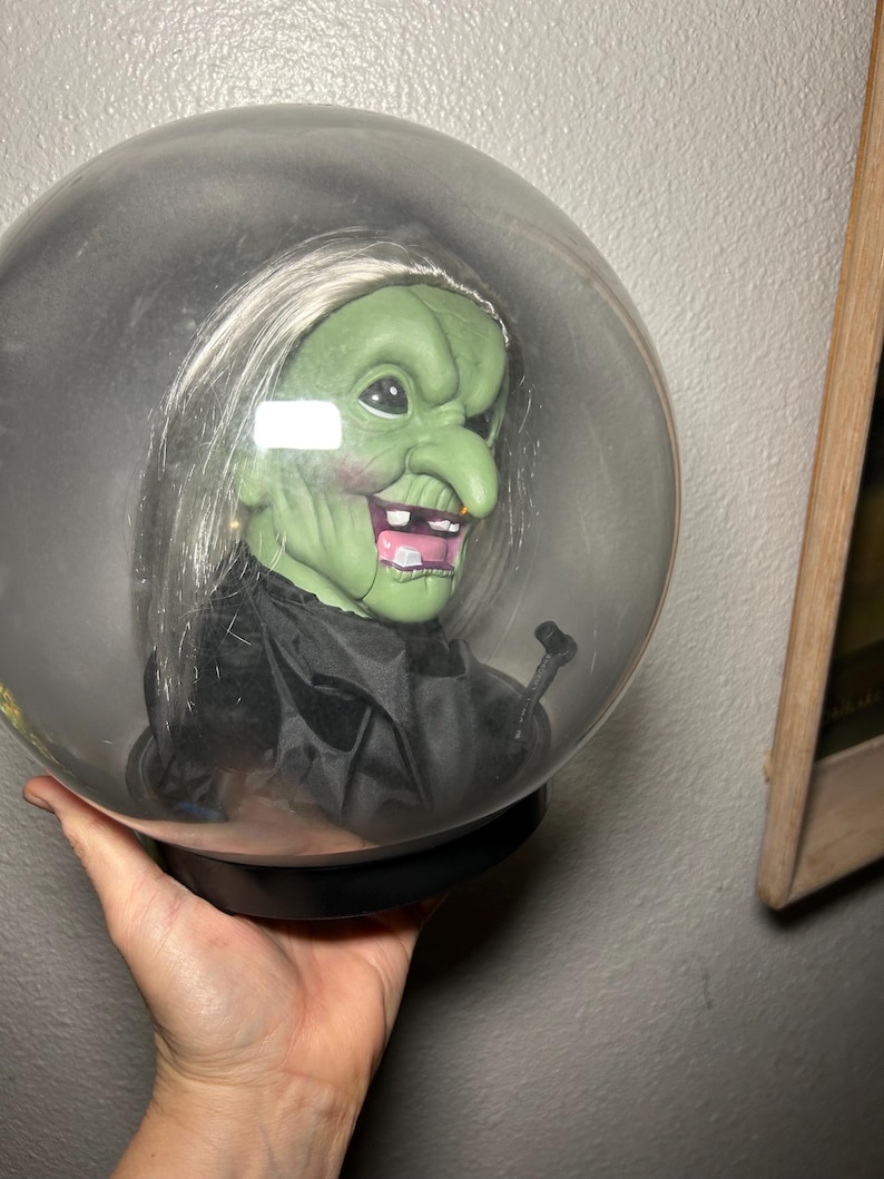 Gemmy 9” Animated Witch Spirit Ball Light up Talking Head Halloween ...