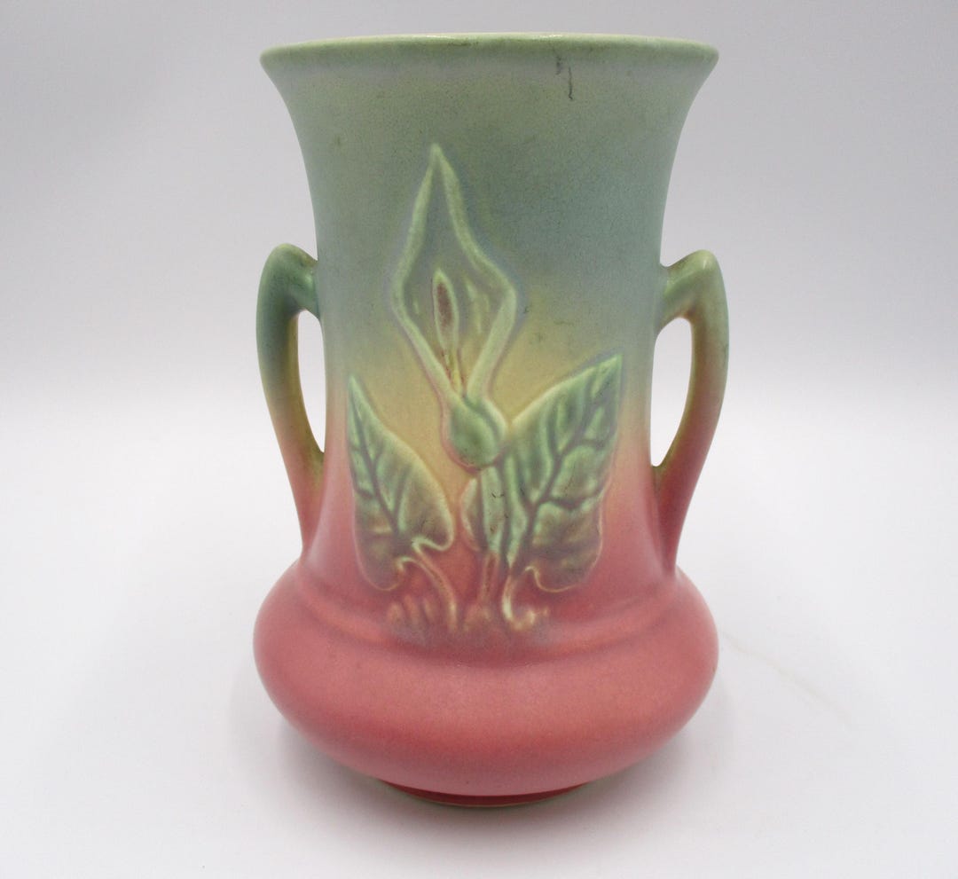 Hull Art Pottery Calla Lily Vase, 520/33-6" - Etsy