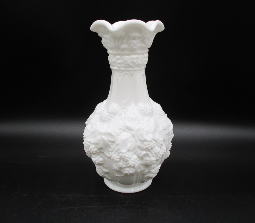 Large Imperial Glass Loganberry Vase - Etsy
