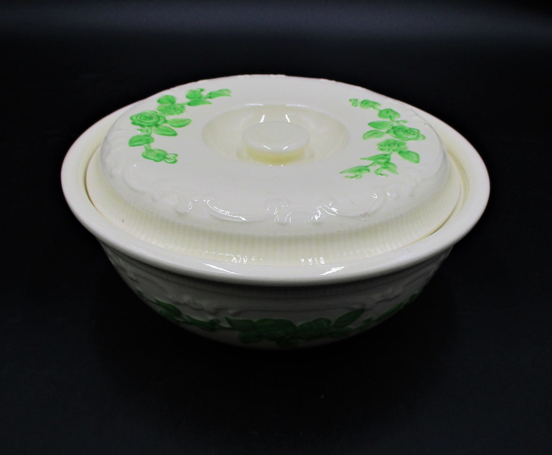 Homer Laughlin Oven Serve Covered Casserole, Embossed With Green ...