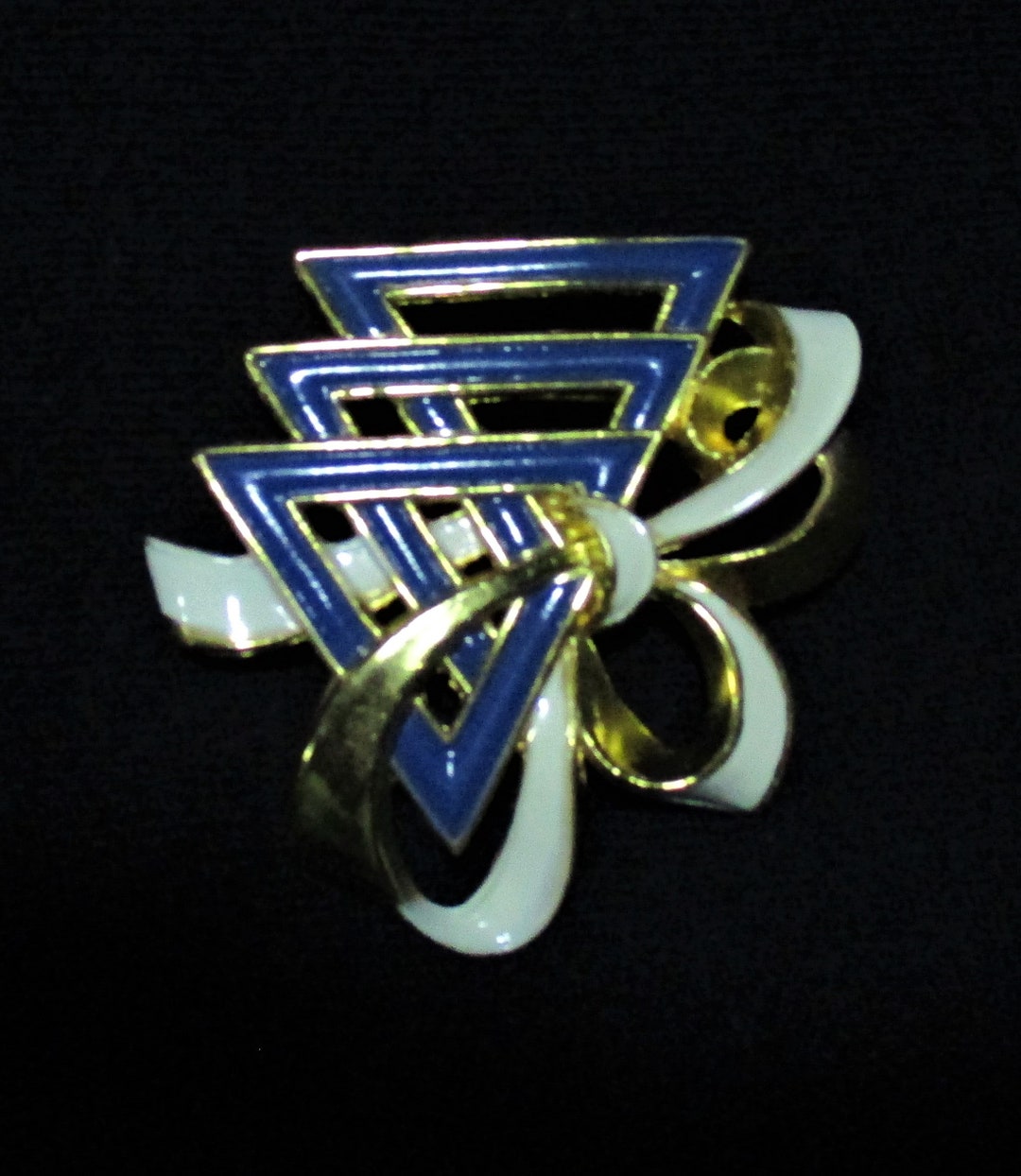 1940s Enamel and Gold-tone YWCA Brooch Silson WWII - Etsy