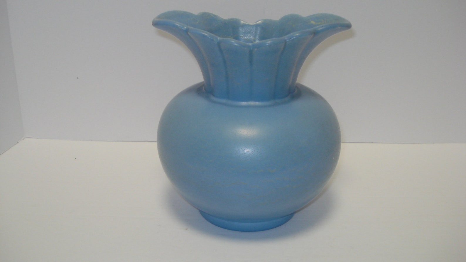 Red Wing Vase #773, Blue With Yellow Underglaze - Etsy