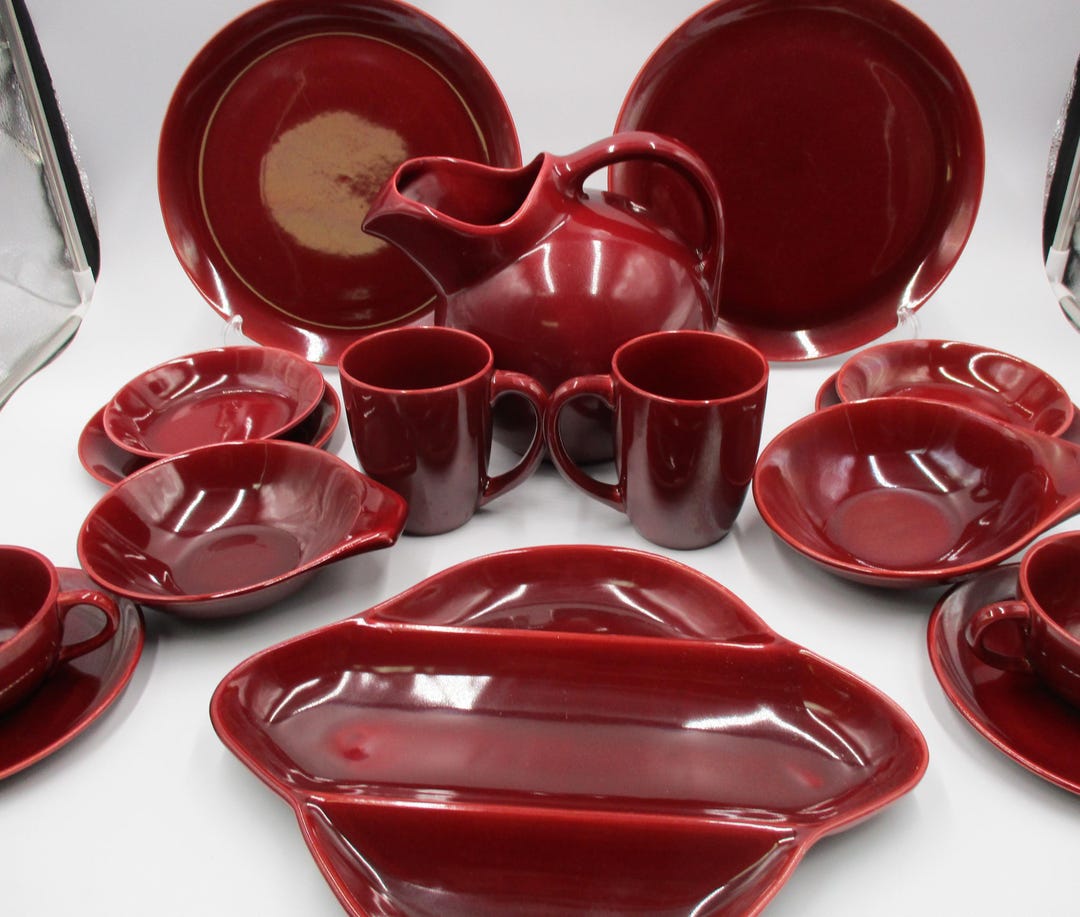 Malibu Modern by Hollydale of California, Maroon, Place Settings, Mugs ...
