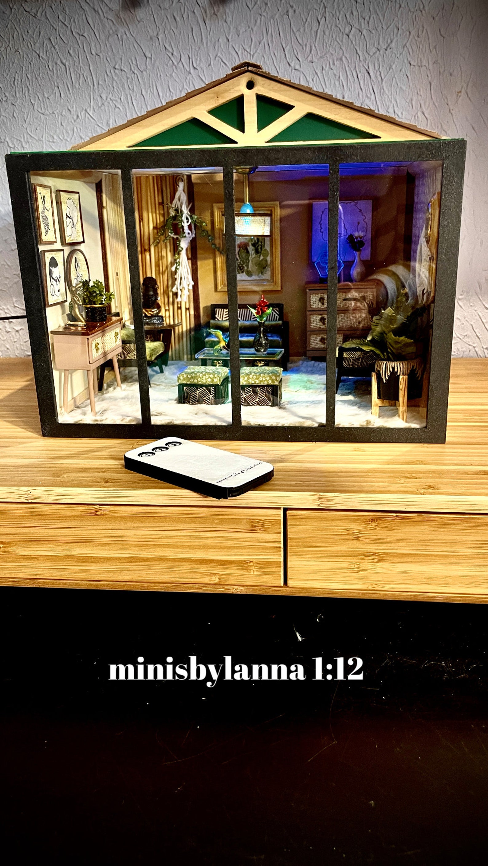 1:12 Dollhouse Roombox Diorama African Room - Decorated or Remote ...