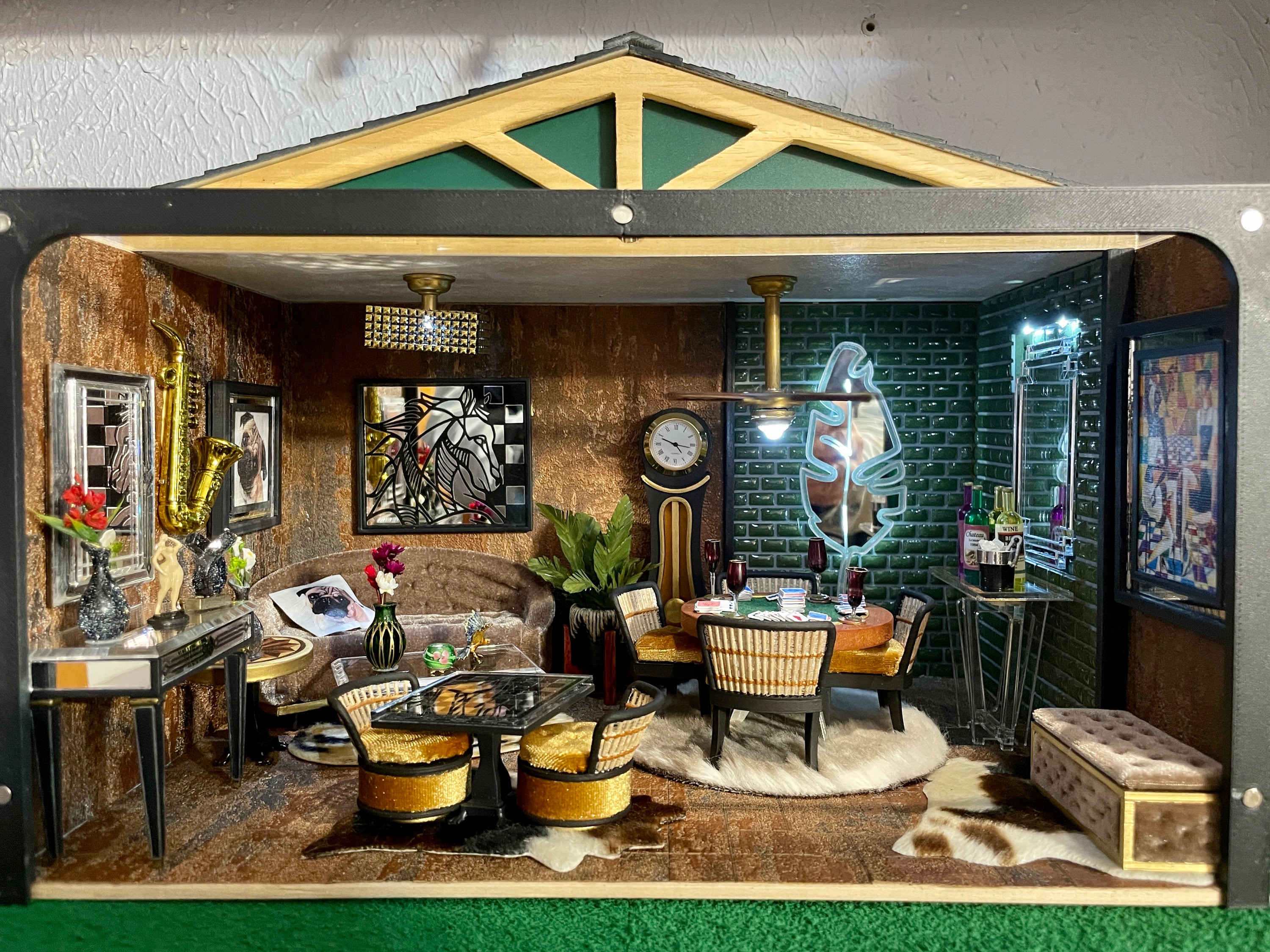 1:12 Dollhouse Roombox Diorama Recreation Room - Decorated and Remote ...