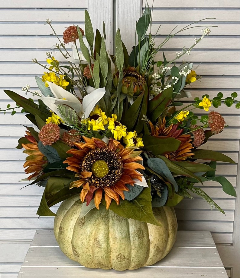 Fall Pumpkin Centerpiece/ Fall Table Centerpiece/ Autumn Green - Etsy