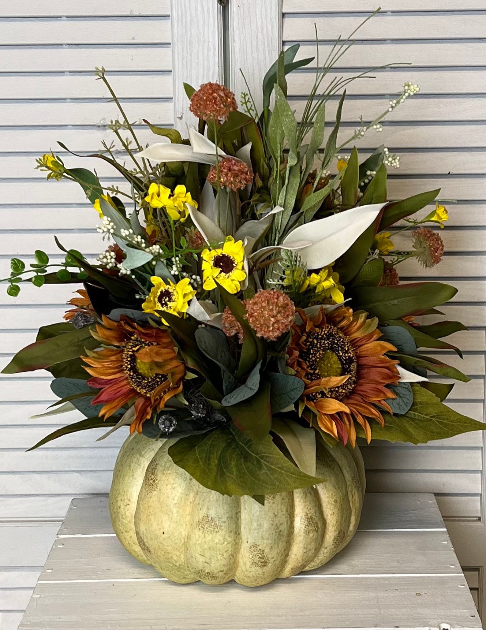 Fall Pumpkin Centerpiece/ Fall Table Centerpiece/ Autumn Green - Etsy