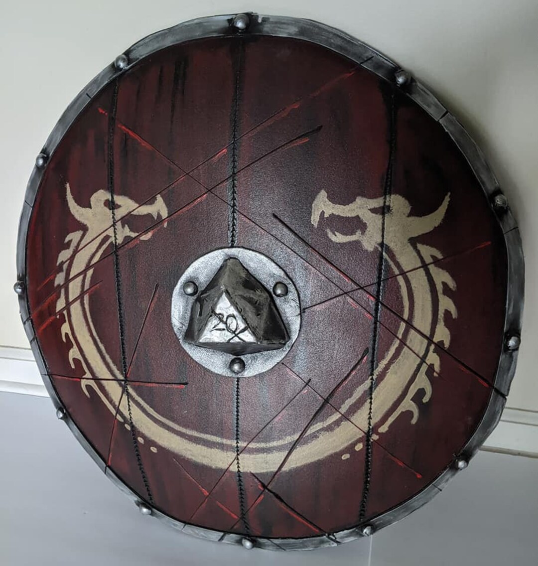 D20 Shield, Dragon - 21" Diameter - Etsy