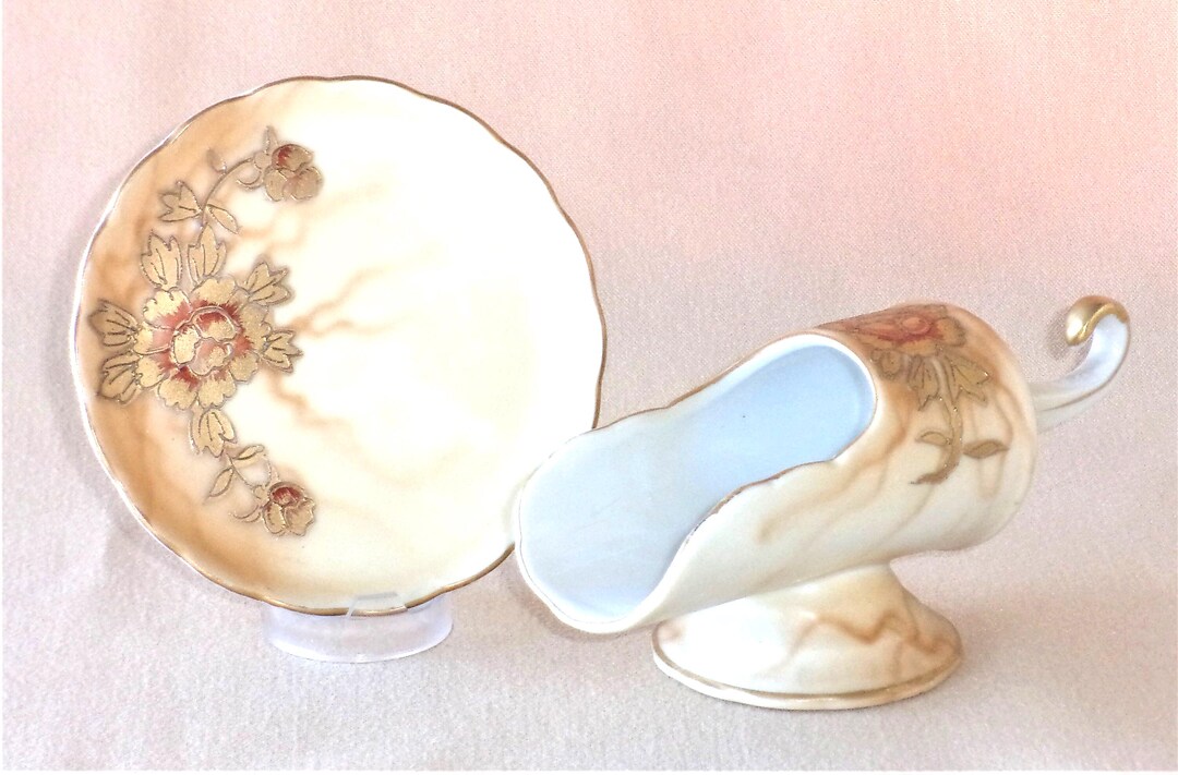 Apothecary or Spice Scoop With Matching Plate, Raised Flower and Gold ...