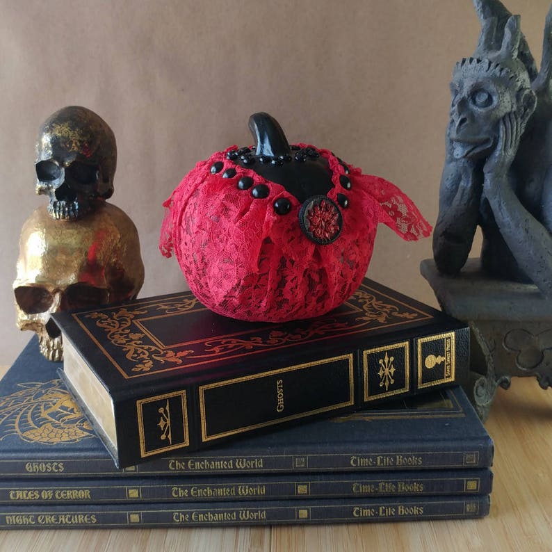 Black & Red Lace Victorian Gothic Pumpkin Halloween Decoration ...