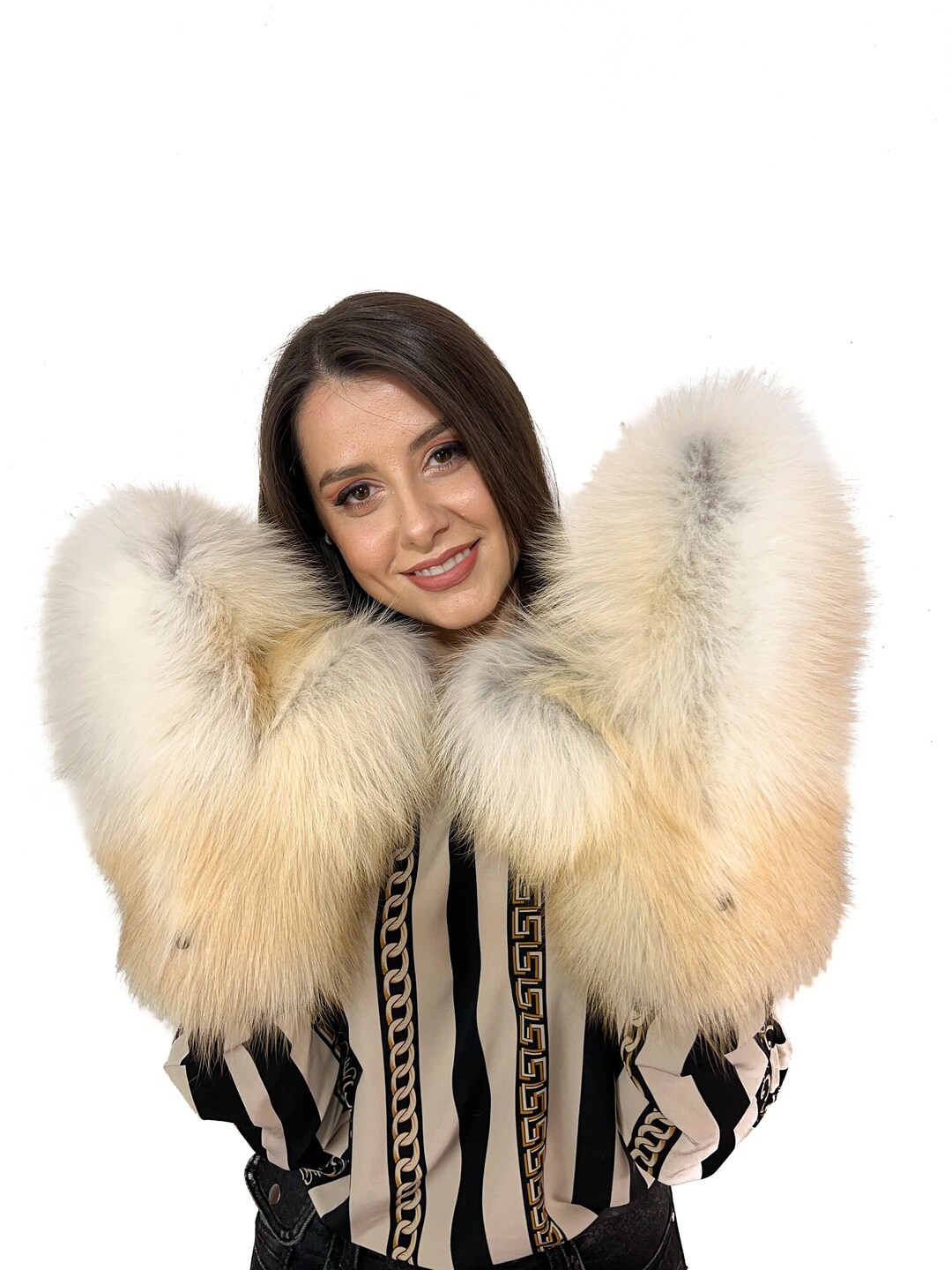 Golden Island Fox Fur Mittens Saga Furs Natural Golden Colors Fur ...