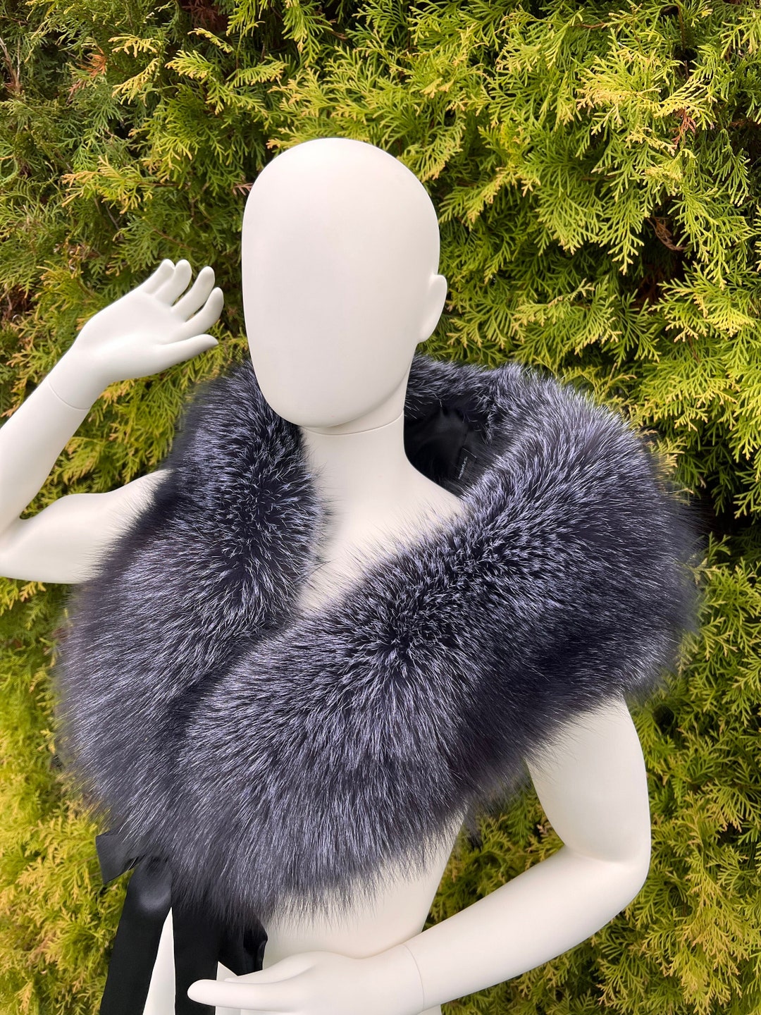 Blue Frost Fox Fur Collar 40' 100cm Saga Furs Natural Fur Collar ...